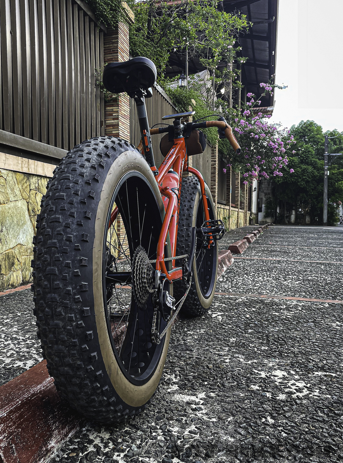 Mammoth Empire - Spartacus - The Fatter Fat Bike from the Philippines