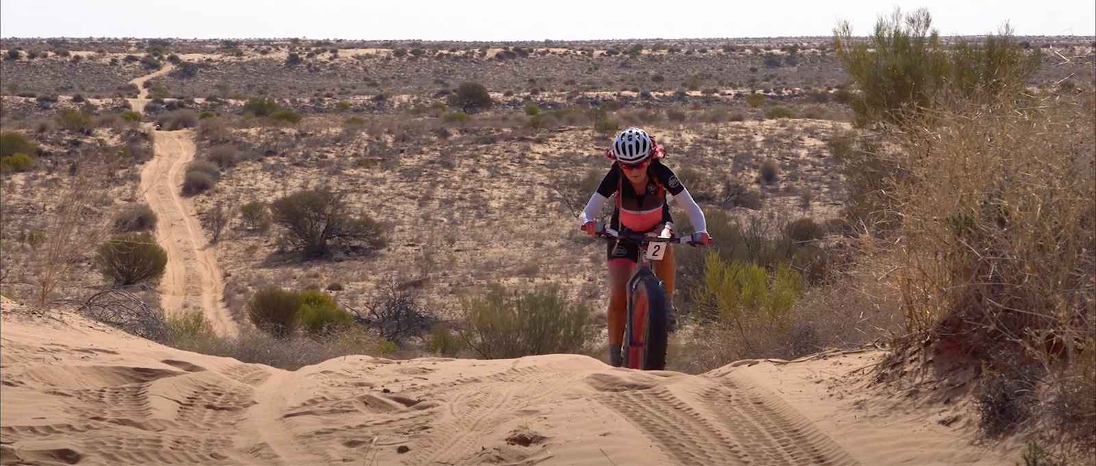 Fat (Video) Tuesday - Surly Moonlander Rock Crawler?